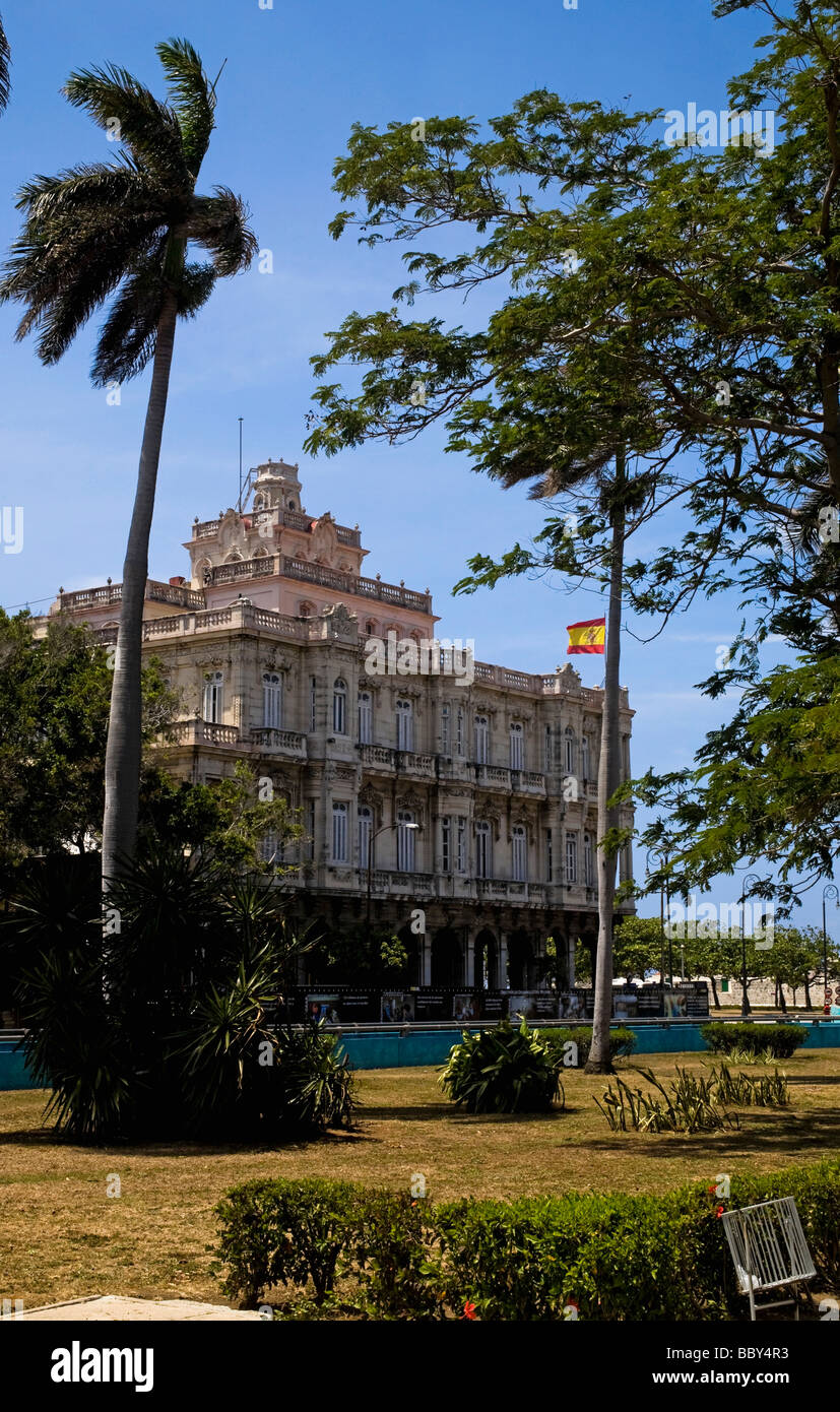 Spanish Embassy Havana Stock Photos & Spanish Embassy Havana Stock ...