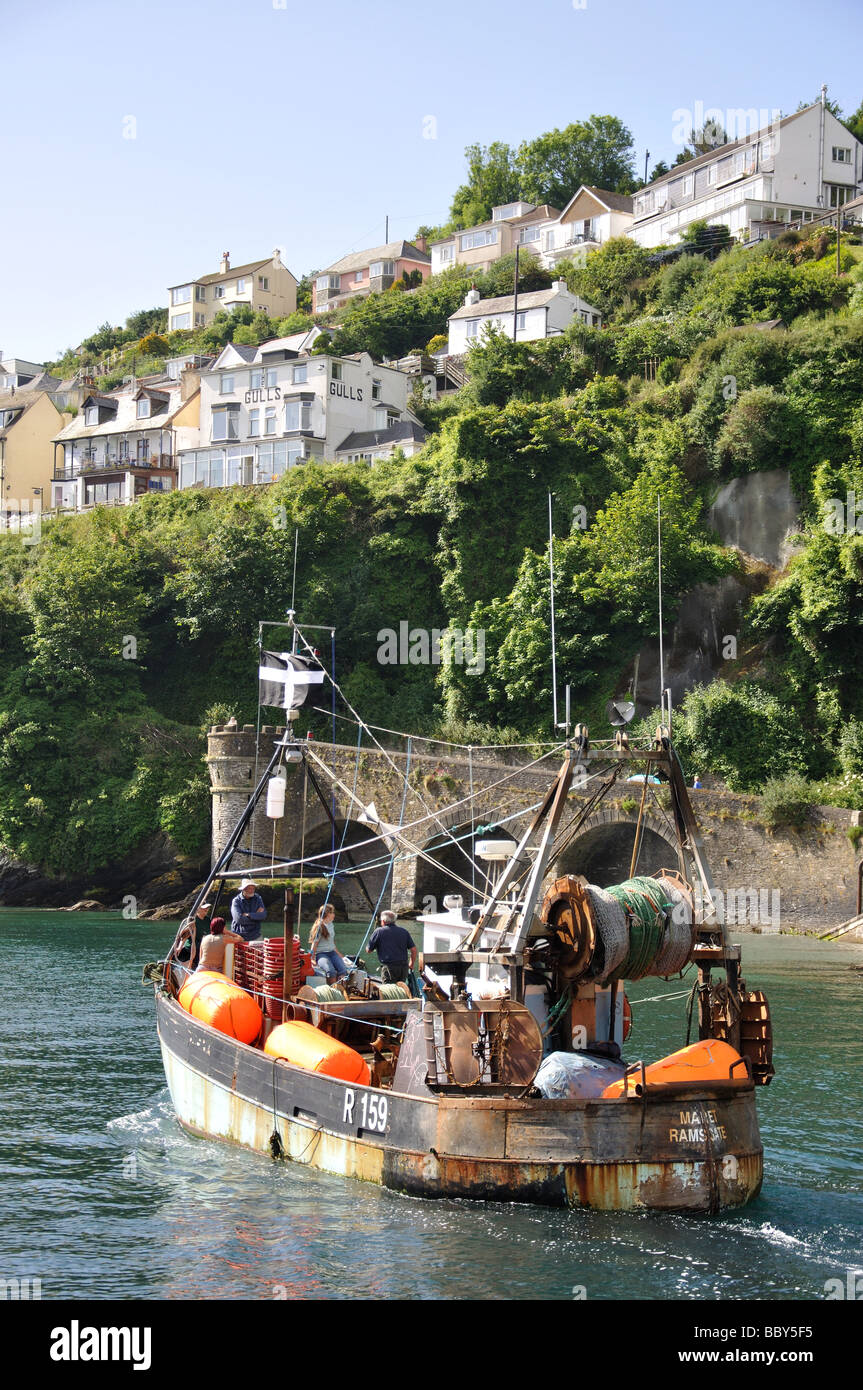 Fishing boat leaving harbour, Looe, Cornwall, England, United Kingdom ...
