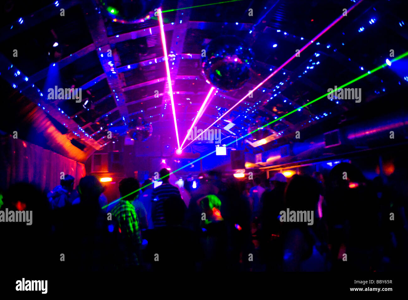 People dancing at a night club Stock Photo - Alamy