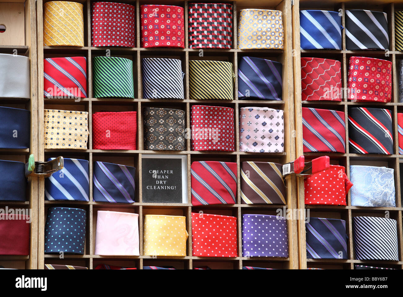 Color rows and columns hi-res stock photography and images - Alamy