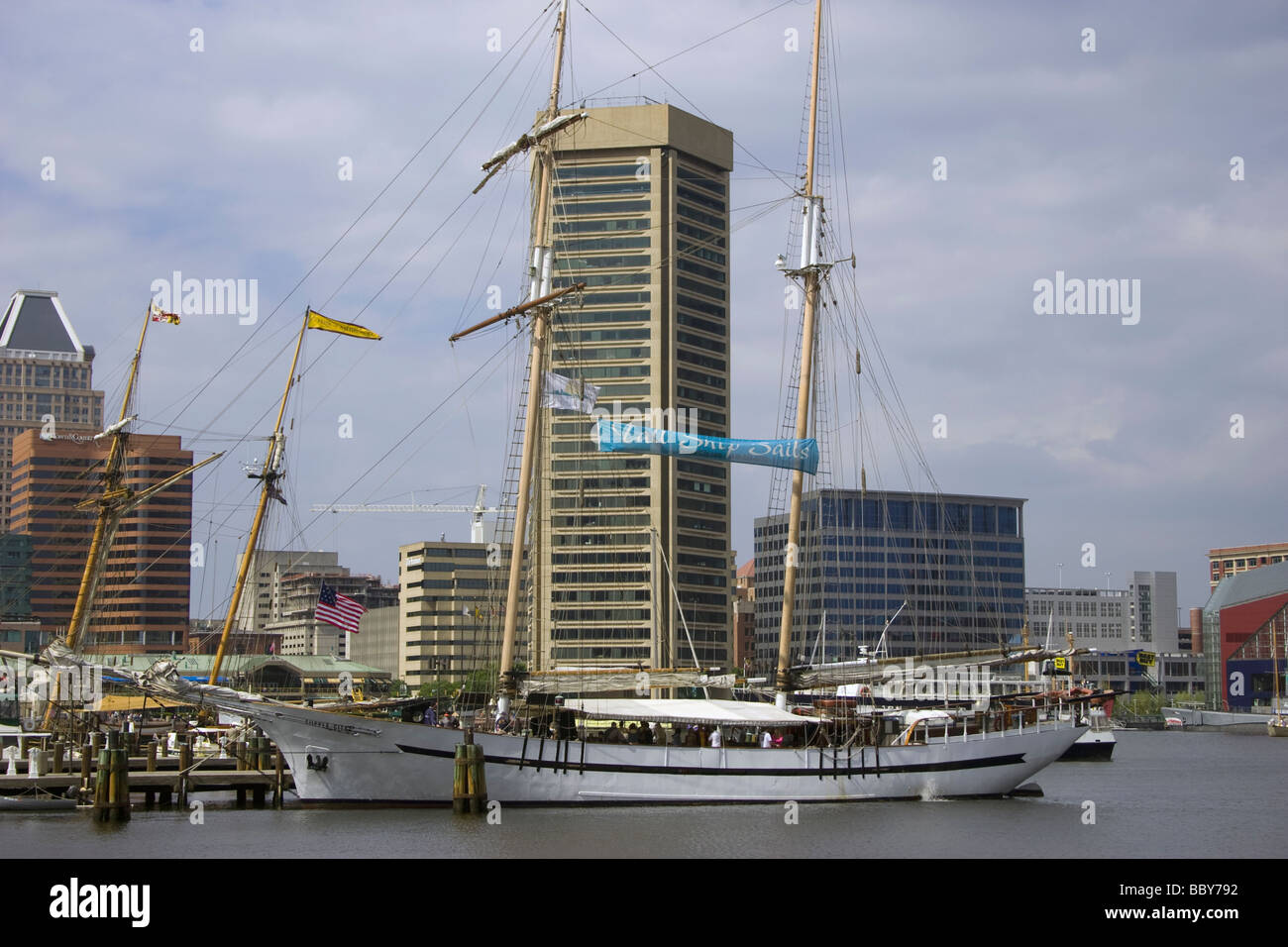 Baltimore clipper ship hi-res stock photography and images - Alamy