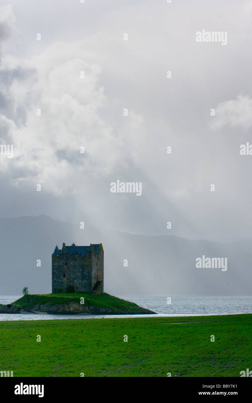 Castle Stalker Port Appin Scotland This Castle was made famous by ...
