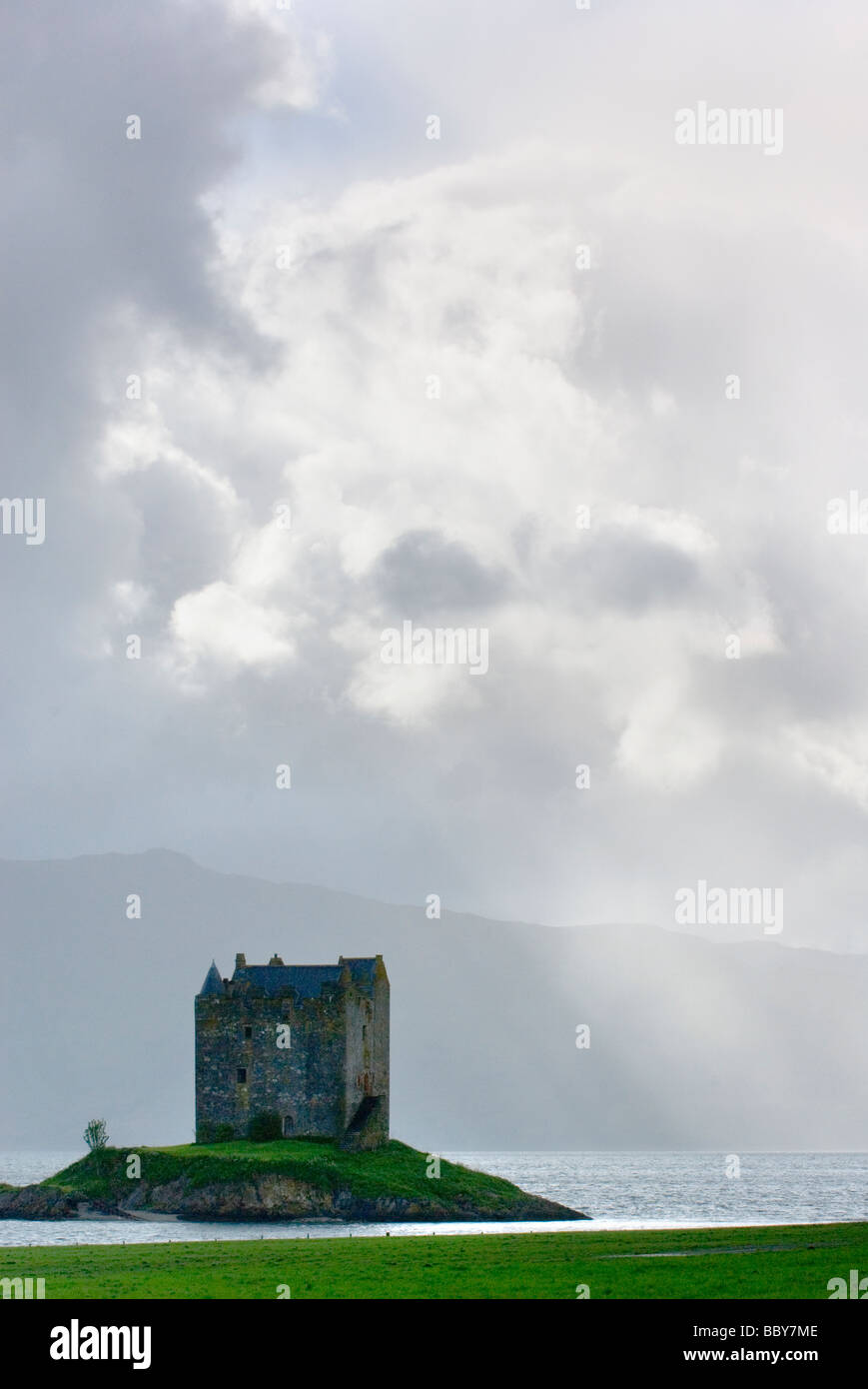 Castle Stalker Port Appin Scotland This Castle was made famous by ...