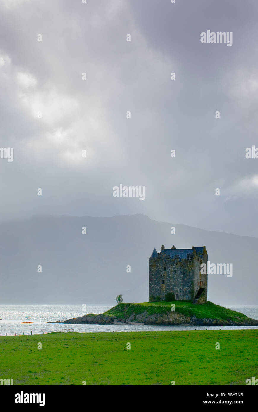 Castle Stalker Port Appin Scotland This Castle was made famous by ...