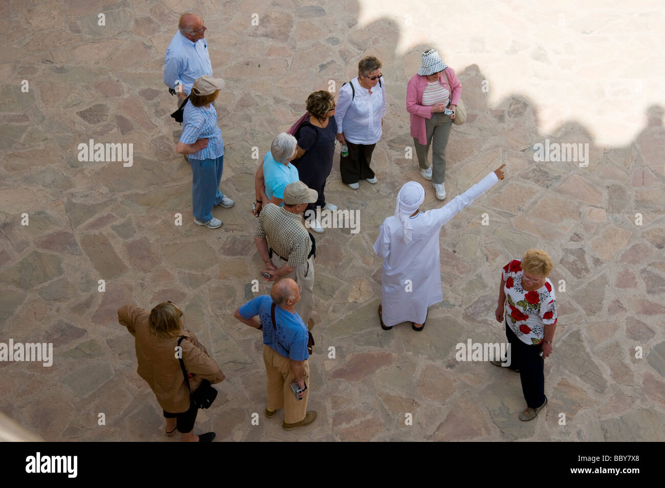 Foreign tourists hi-res stock photography and images - Alamy
