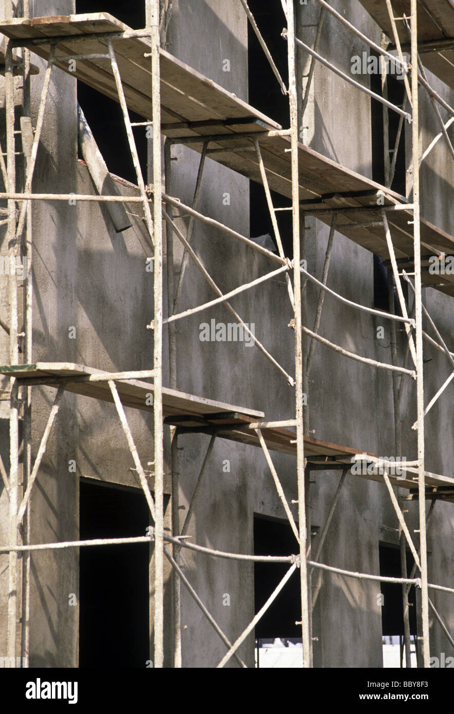 scaffold stand build construct tool mechanism safe rail plank platform ...