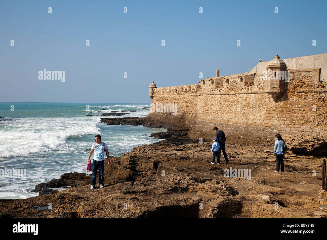 Castillo de San Sebastián en Cádiz Andalucía España San Sebastian ...