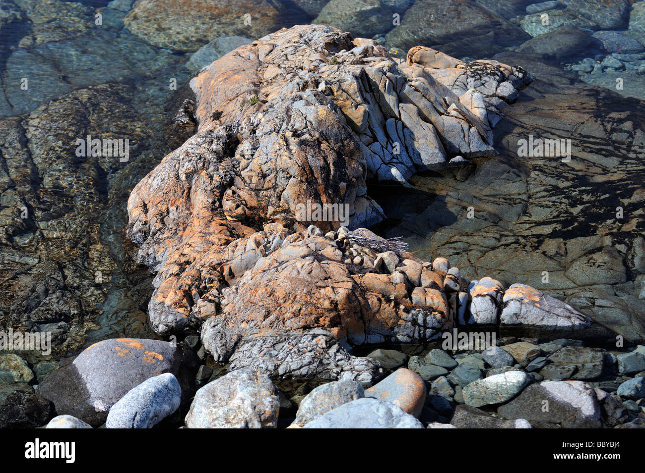 Formation of rock pools hi-res stock photography and images - Alamy