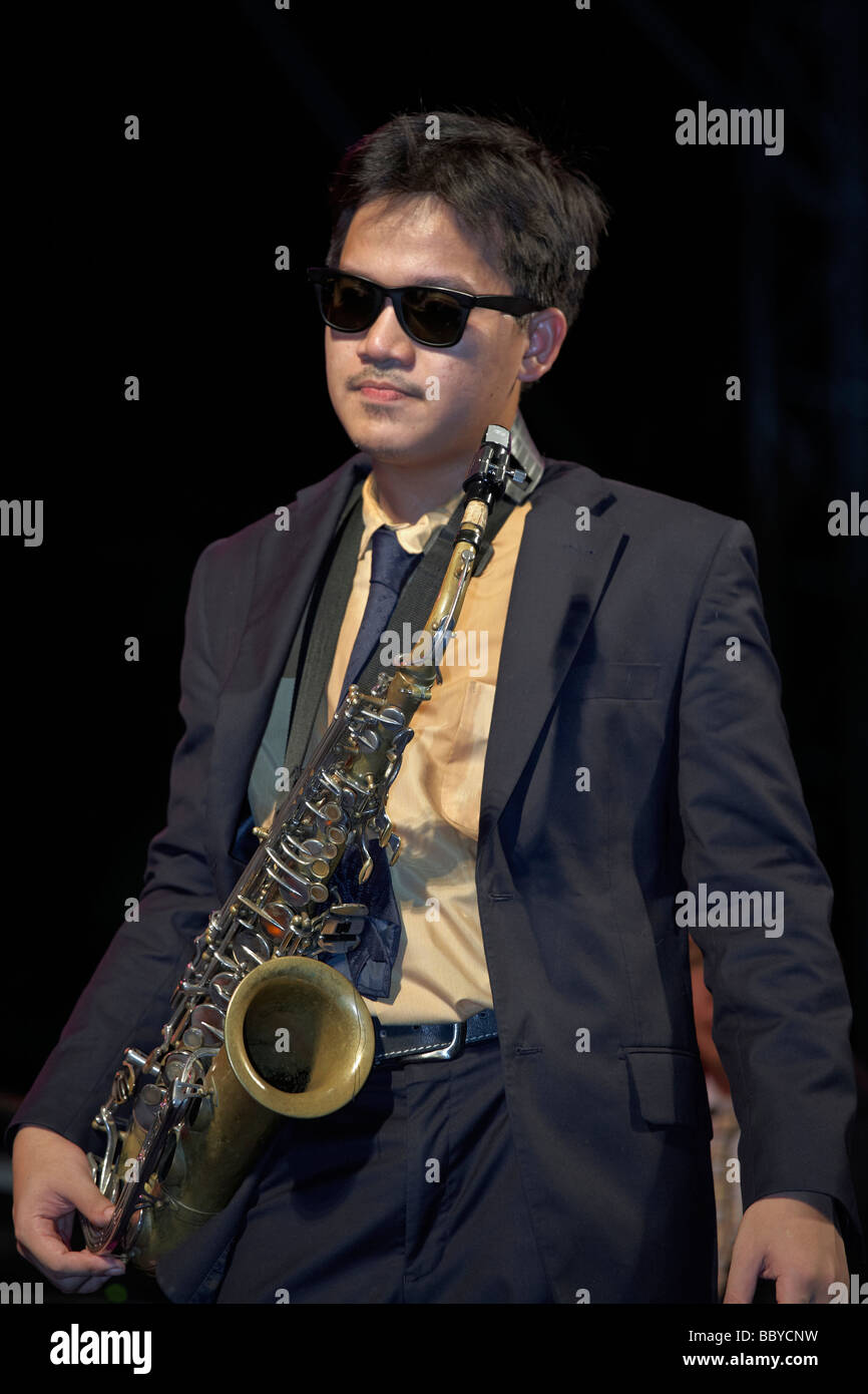 Jazz band member hi-res stock photography and images - Alamy