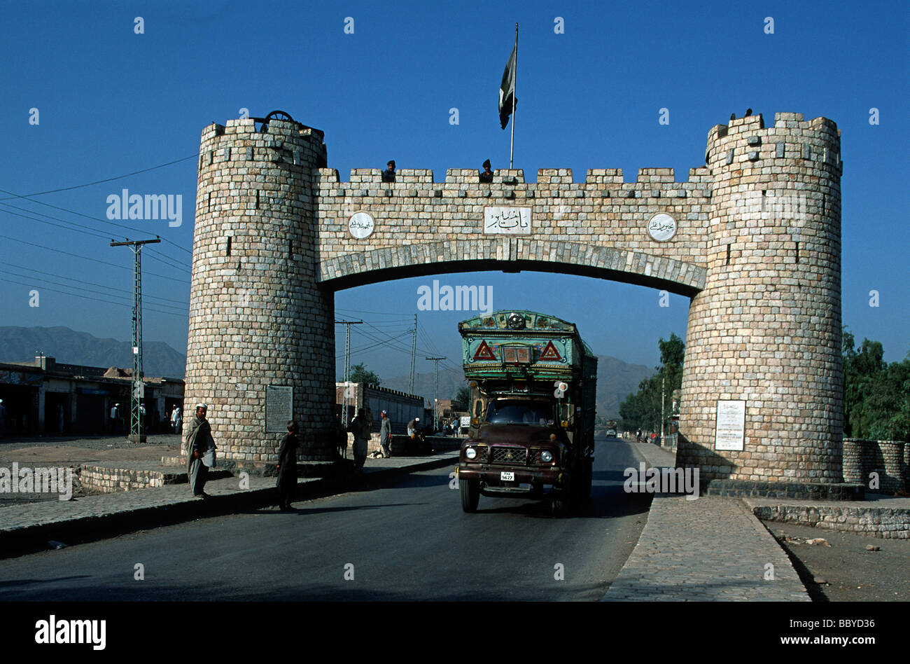 Khyber pass hi-res stock photography and images - Alamy