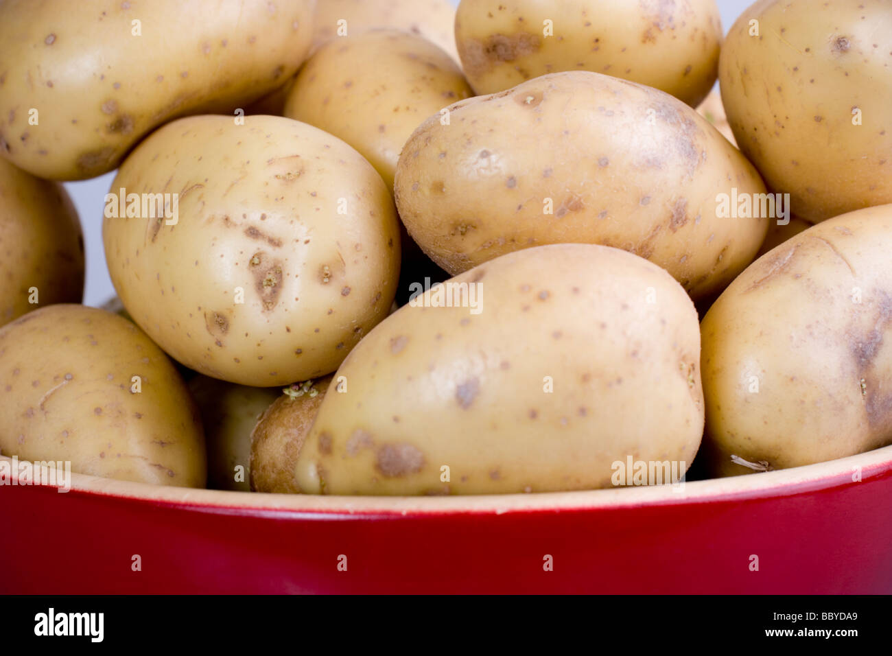 Bowl of potatoes Stock Photo - Alamy