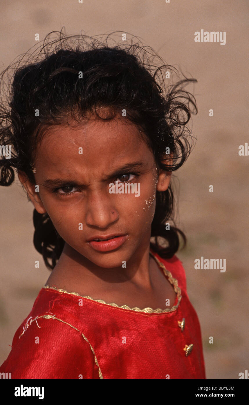 Pakistan pakistan girl Stock Photo - Alamy