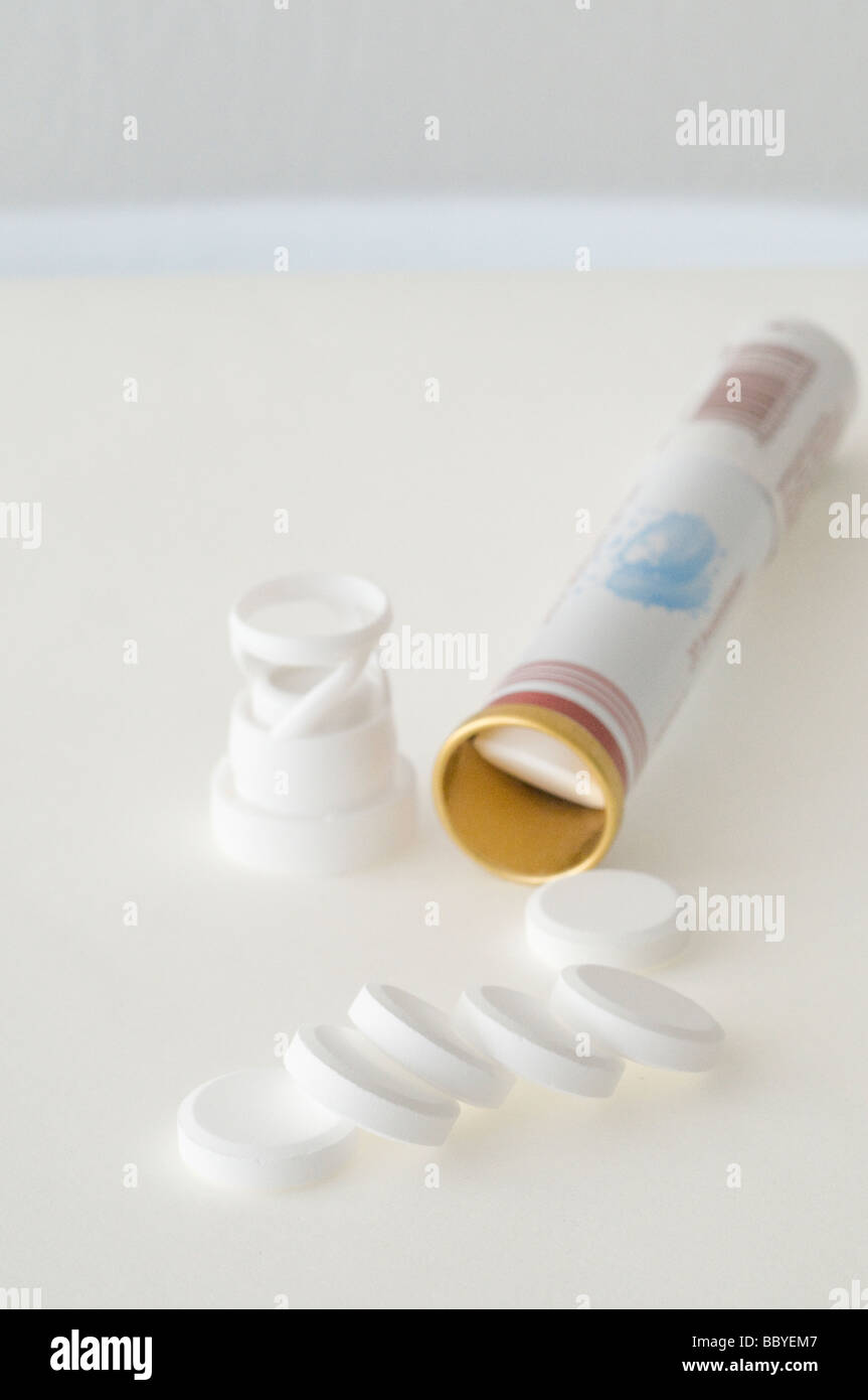 Effervescent tablets in a package Stock Photo - Alamy