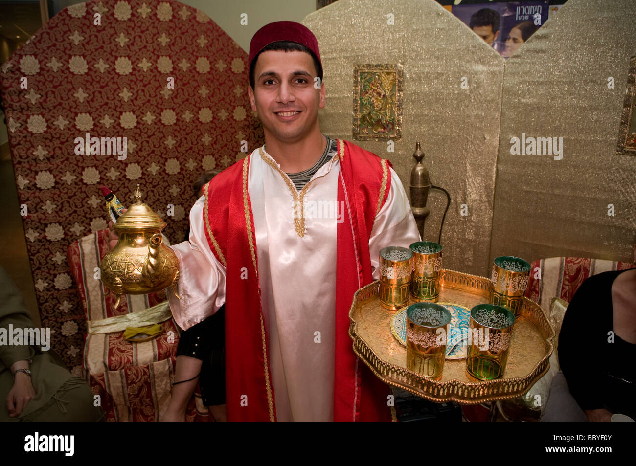 Moroccan waiter hi-res stock photography and images - Alamy
