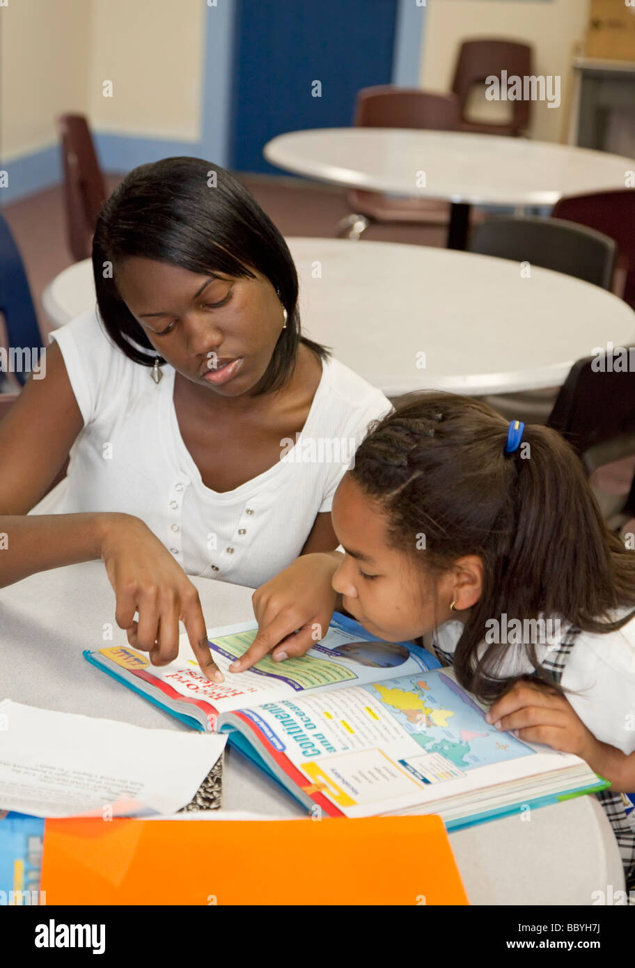 Tutor hi-res stock photography and images - Alamy