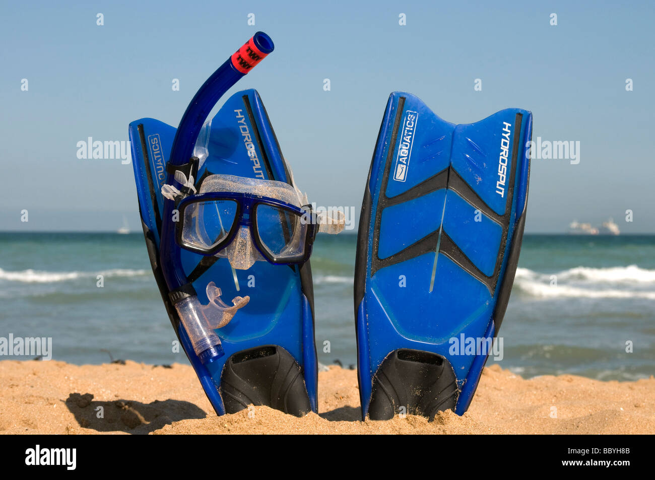 flippers and snorkel in sand on beach Stock Photo - Alamy