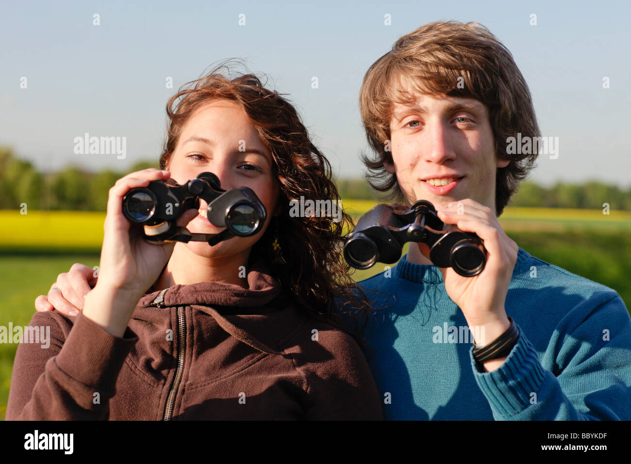 Menschen suchen landschaft hi-res stock photography and images - Alamy