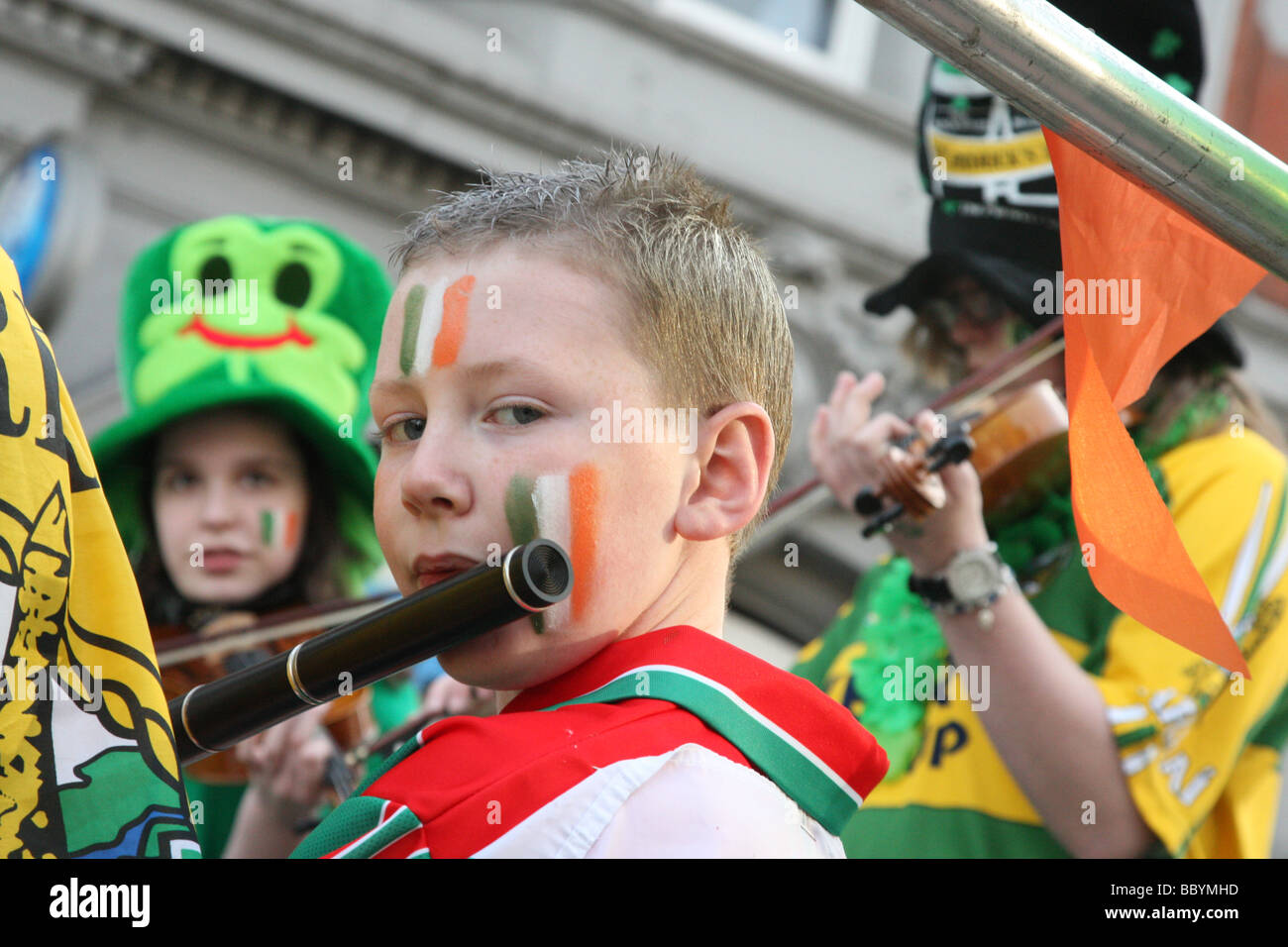 Irish flute instrument hi-res stock photography and images - Alamy