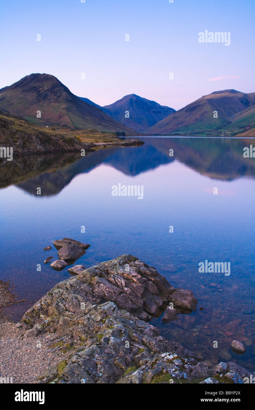 The great gable summer hi-res stock photography and images - Alamy