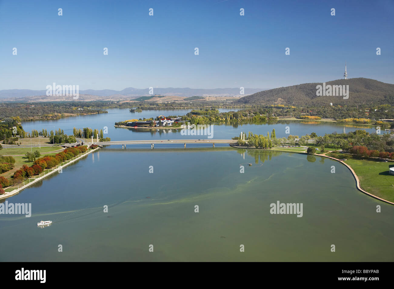 Commonwealth Avenue Bridge Commonwealth Park right Black Mountain and Lake Burley Griffin ...