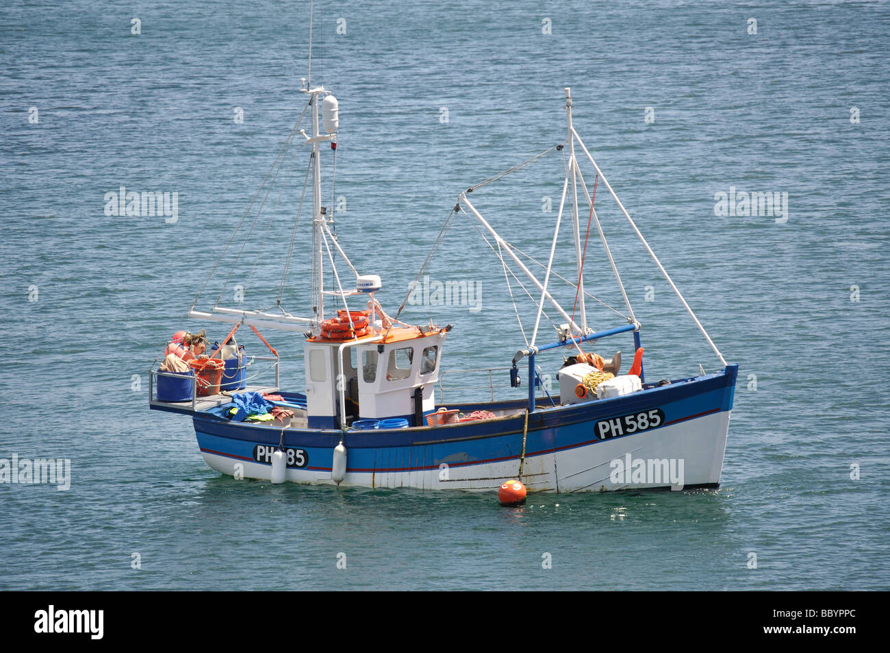Cornish fishing boat hi-res stock photography and images - Alamy