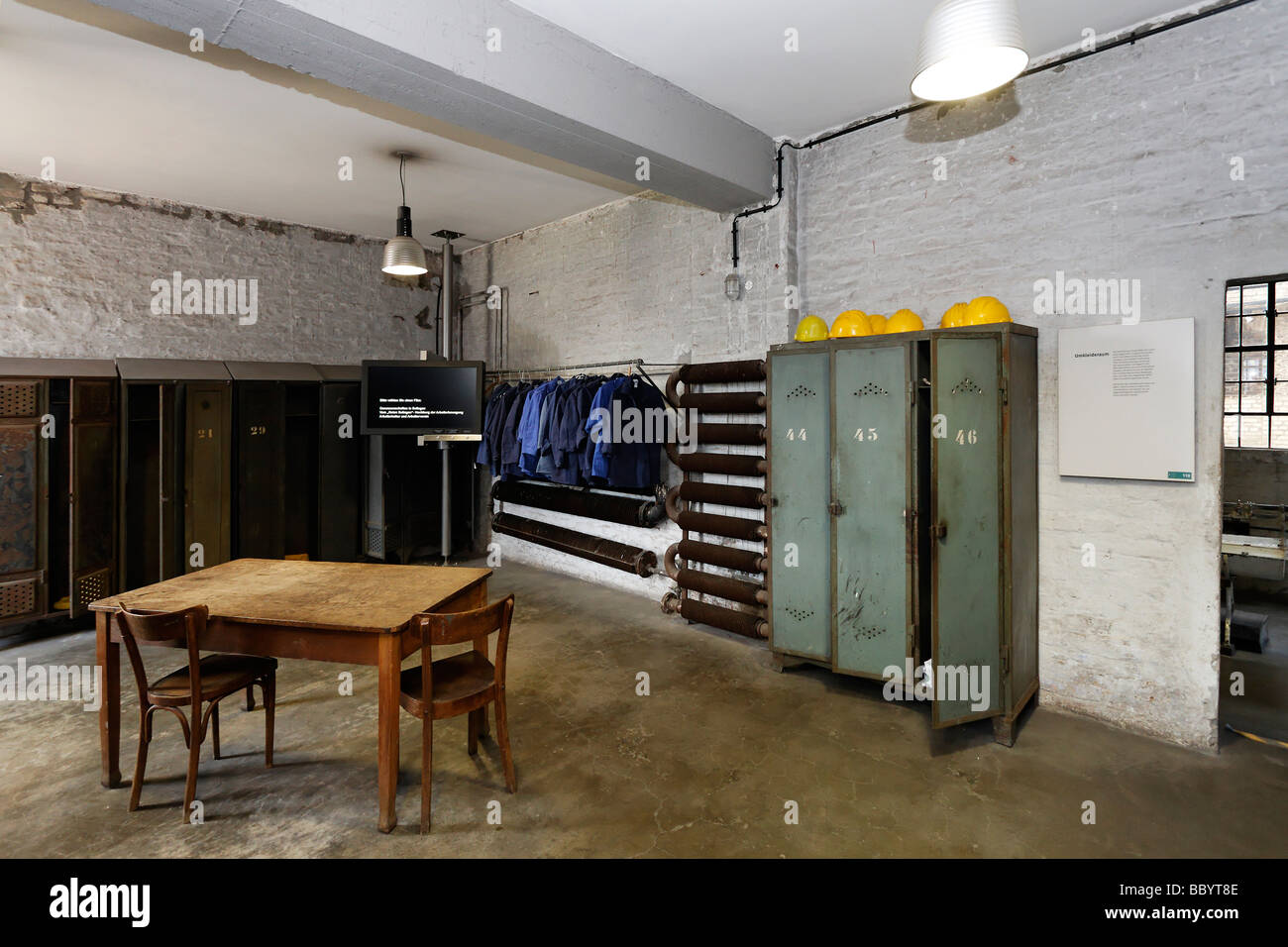 Former locker room for workers, Hendrichs swage forge, LVR Industrial ...