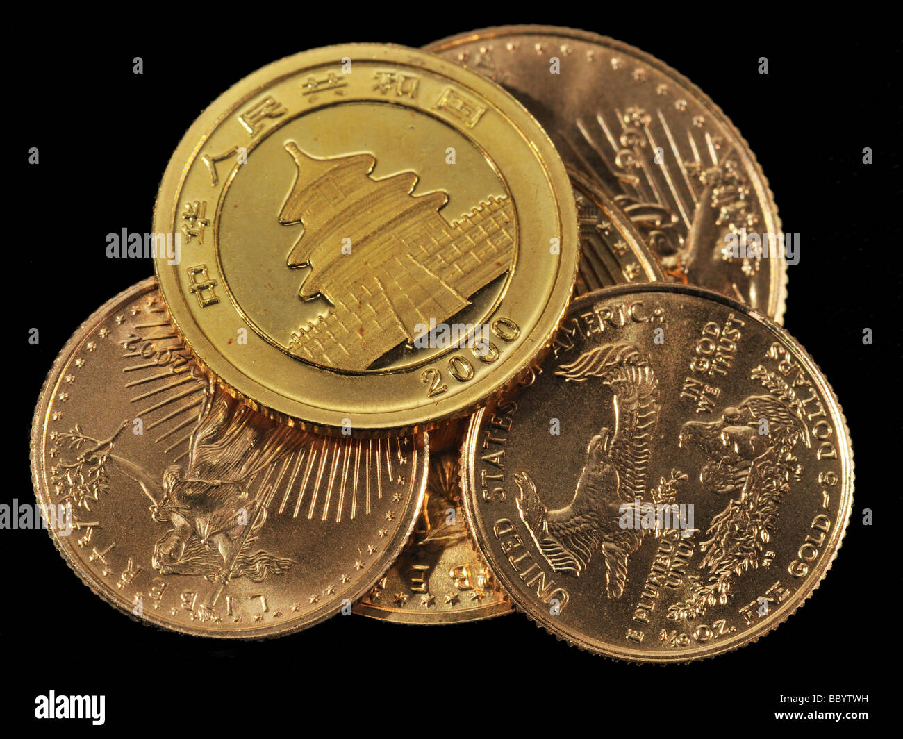 Gold panda hi-res stock photography and images - Alamy