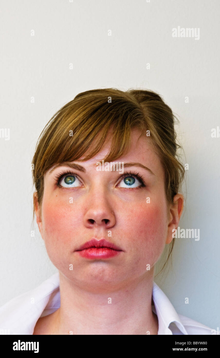 woman looking up Stock Photo - Alamy