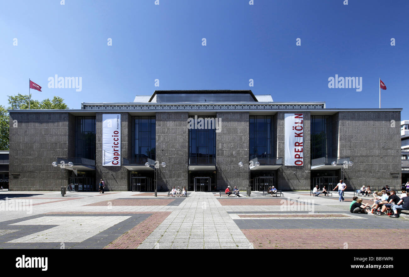 German opera house hi-res stock photography and images - Alamy