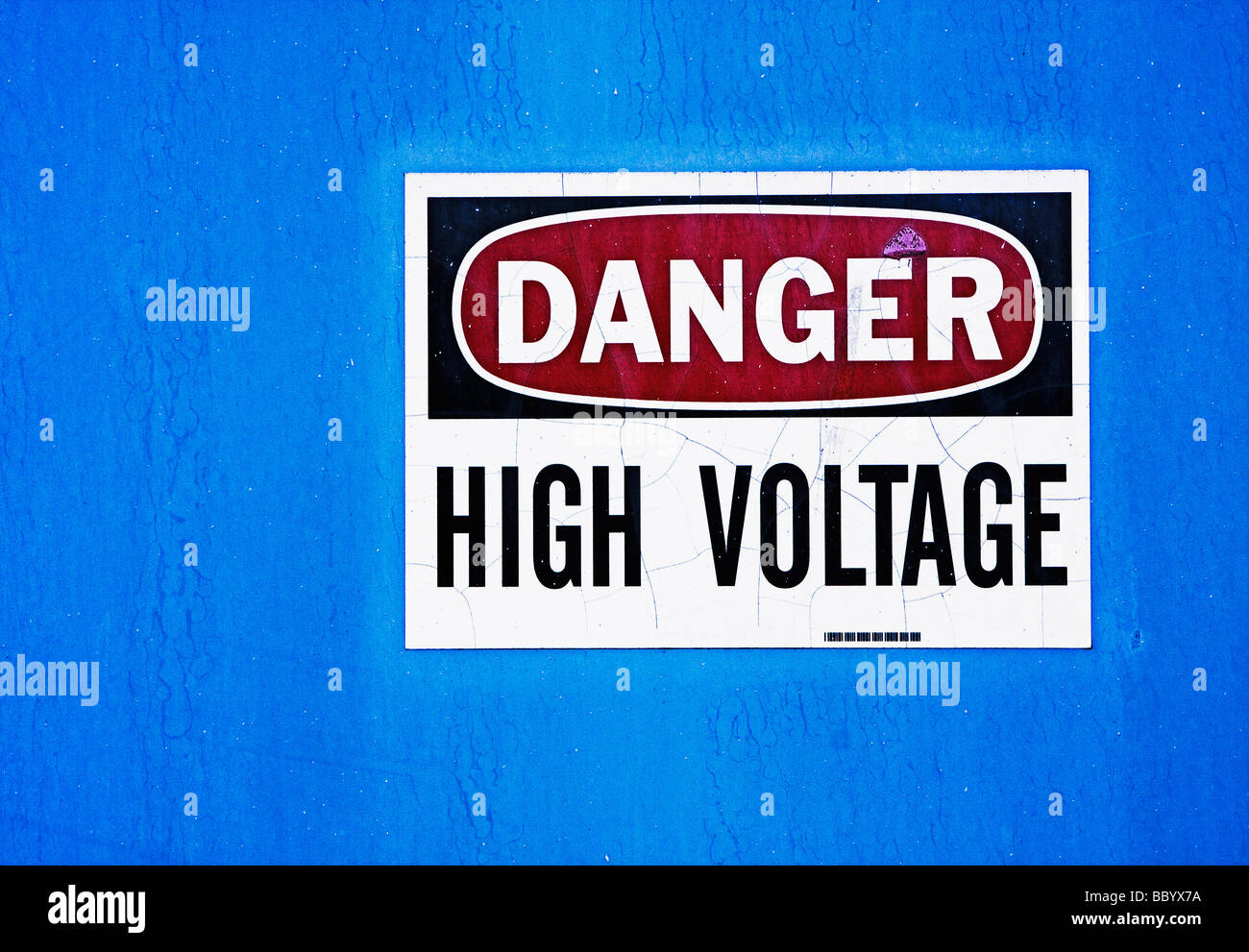 High voltage sign hi-res stock photography and images - Alamy
