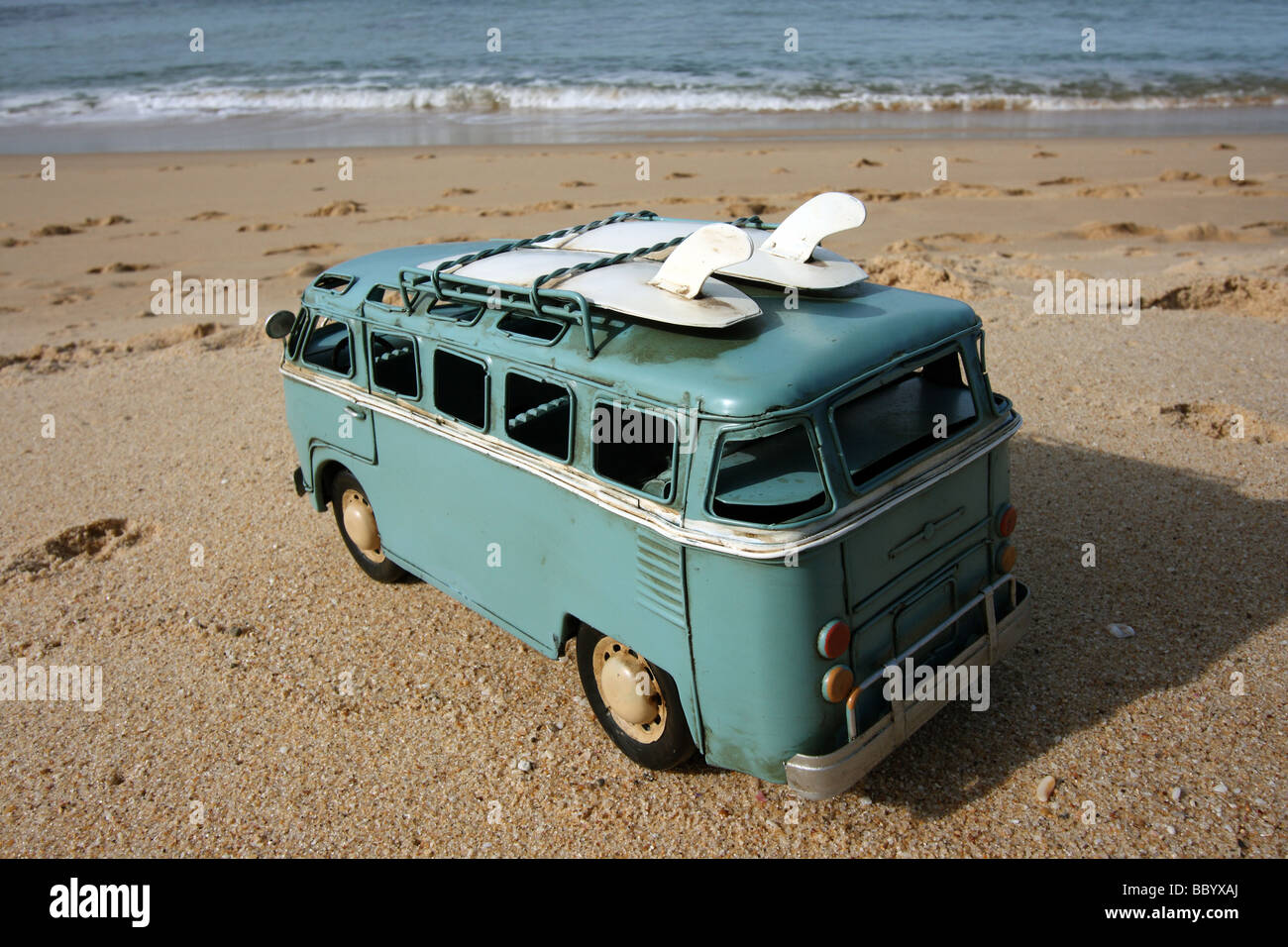Beaten up van hi-res stock photography and images - Alamy