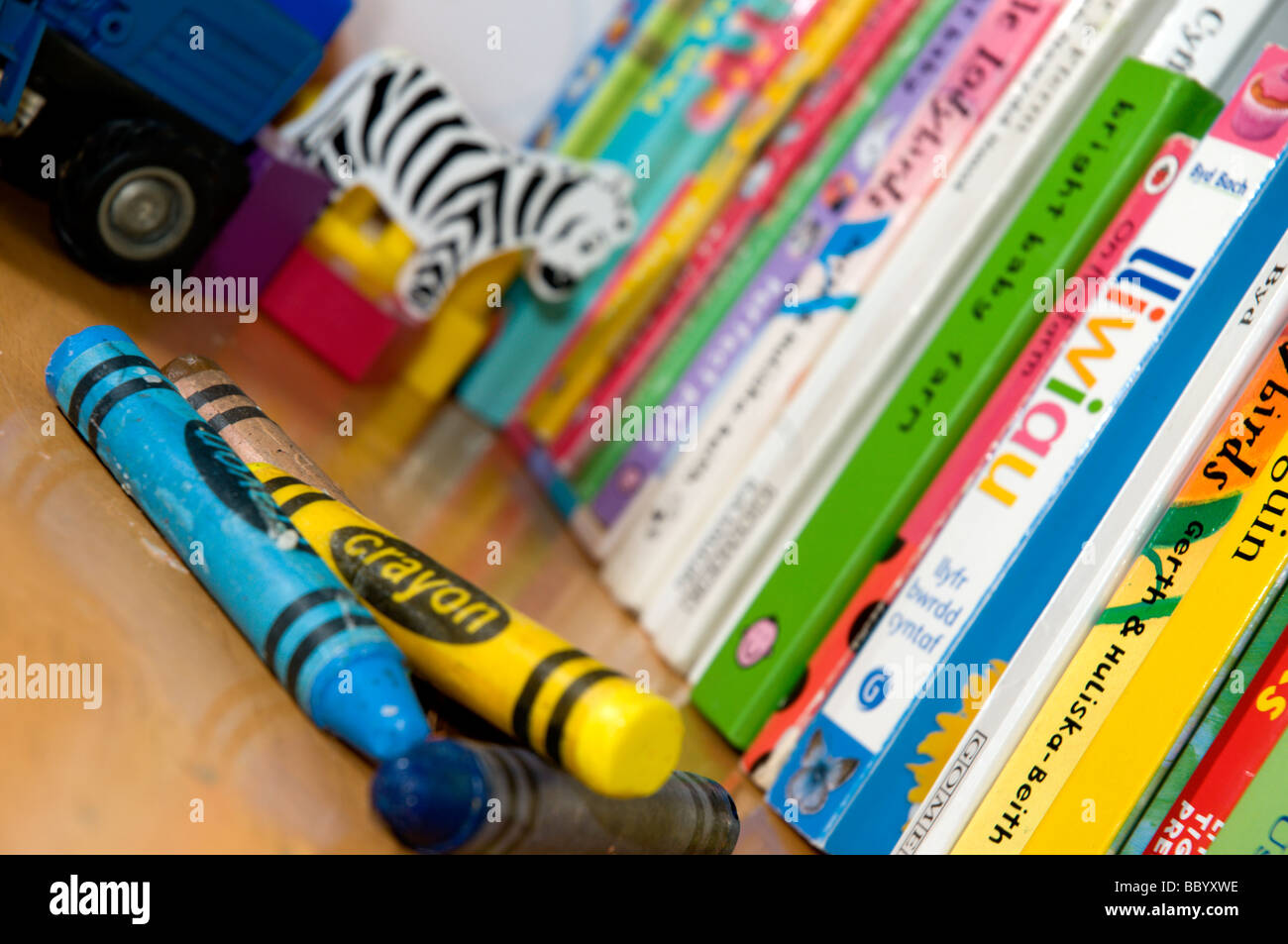 Bilingual childrens books hi-res stock photography and images - Alamy