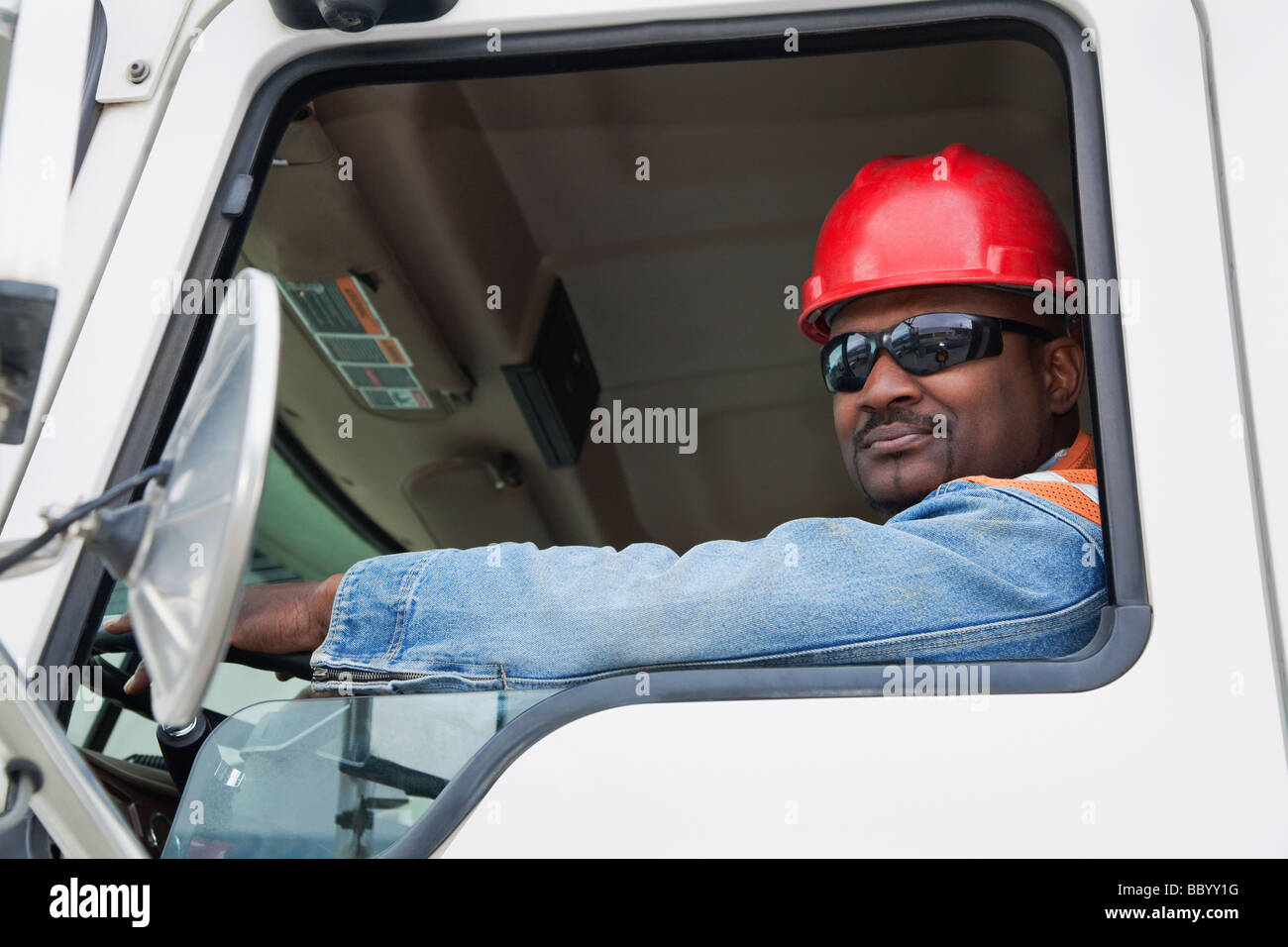Truck driver posing with truck hi-res stock photography and images - Alamy