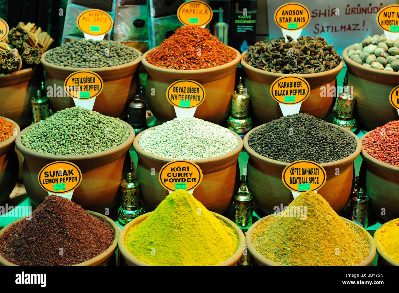 Spice Market Istanbul Stock Photos & Spice Market Istanbul Stock Images ...