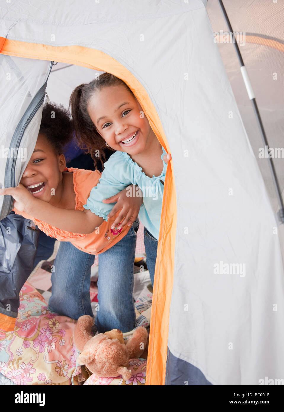 Three girl inside tent hi-res stock photography and images - Alamy