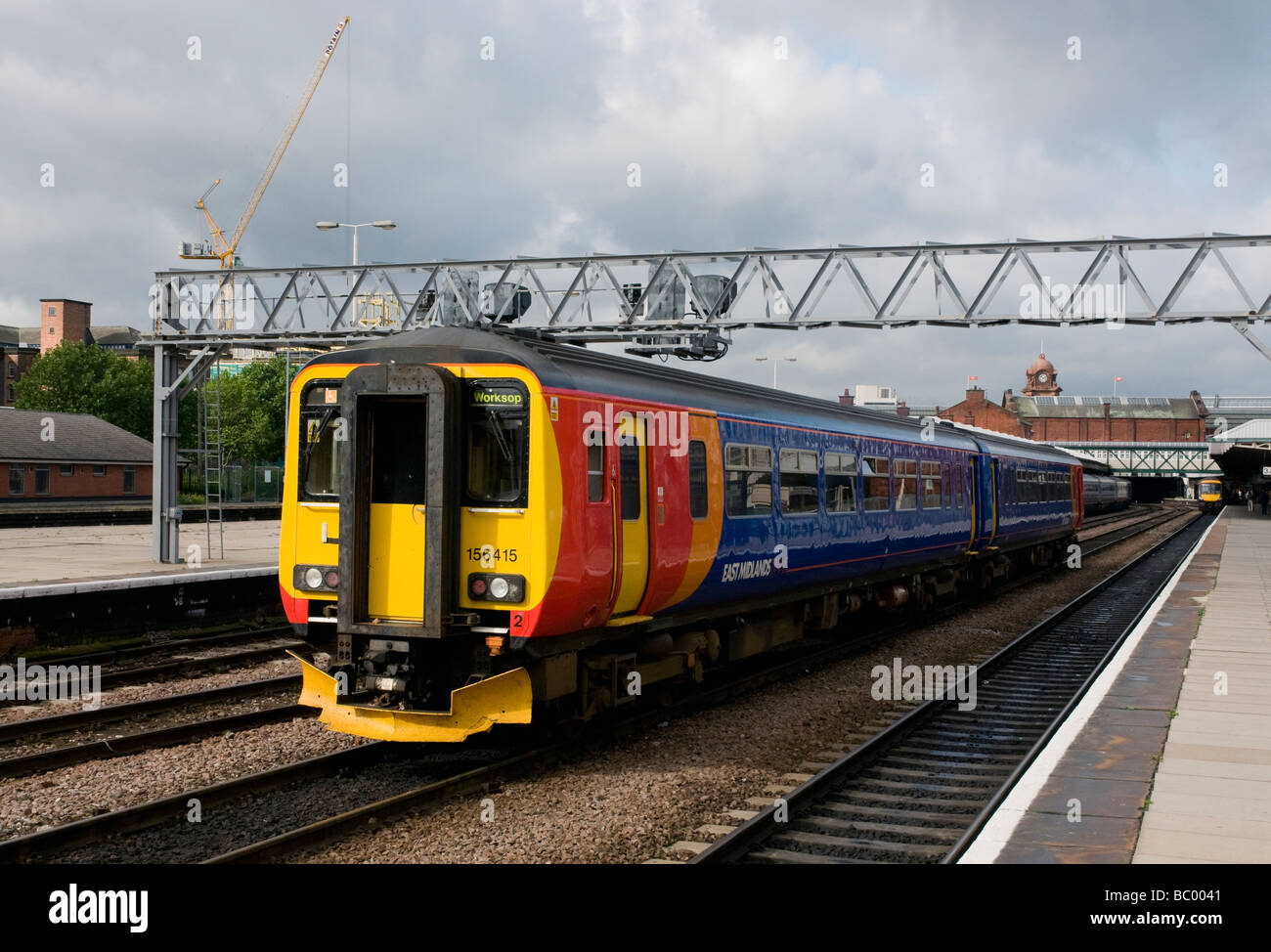 class 156 156415 diesel multiple unit nottingham station uk Stock Photo ...