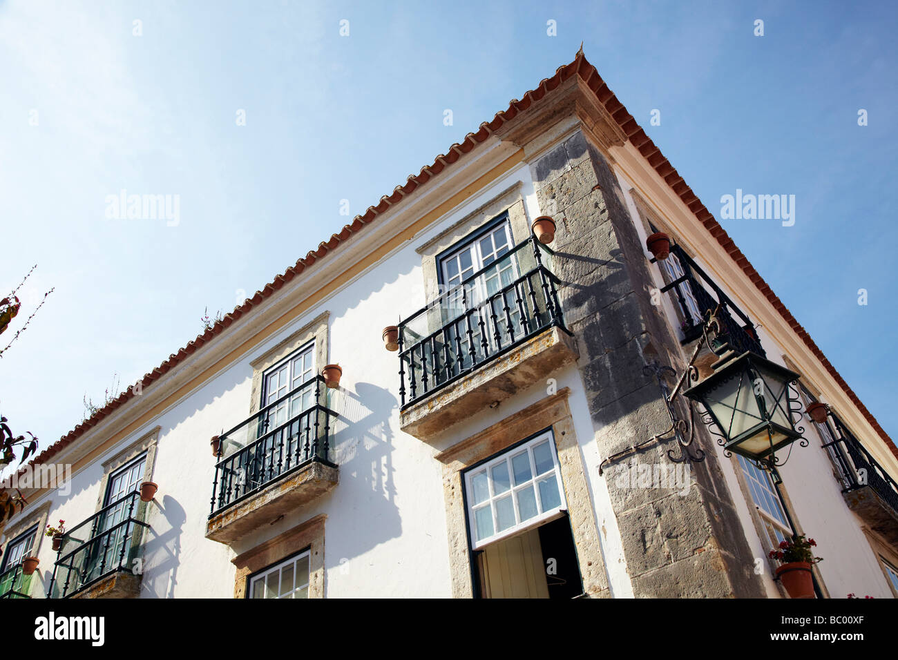 White balconies on building hi-res stock photography and images - Alamy