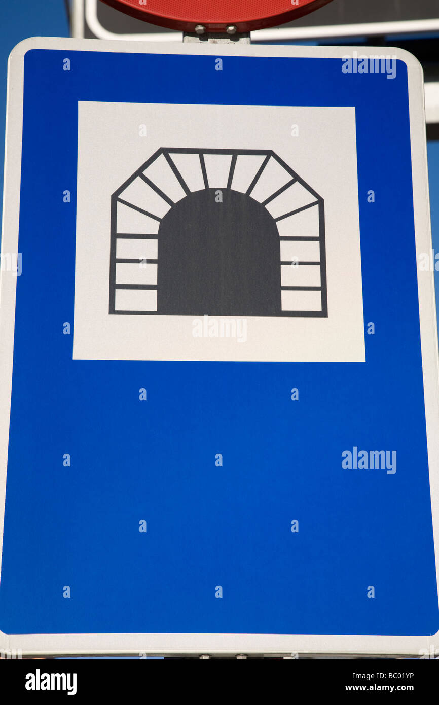 Obstacle sign hi-res stock photography and images - Alamy