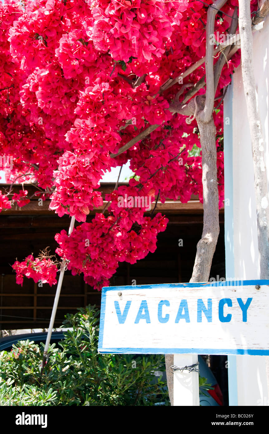 Vacancy sign hi-res stock photography and images - Alamy