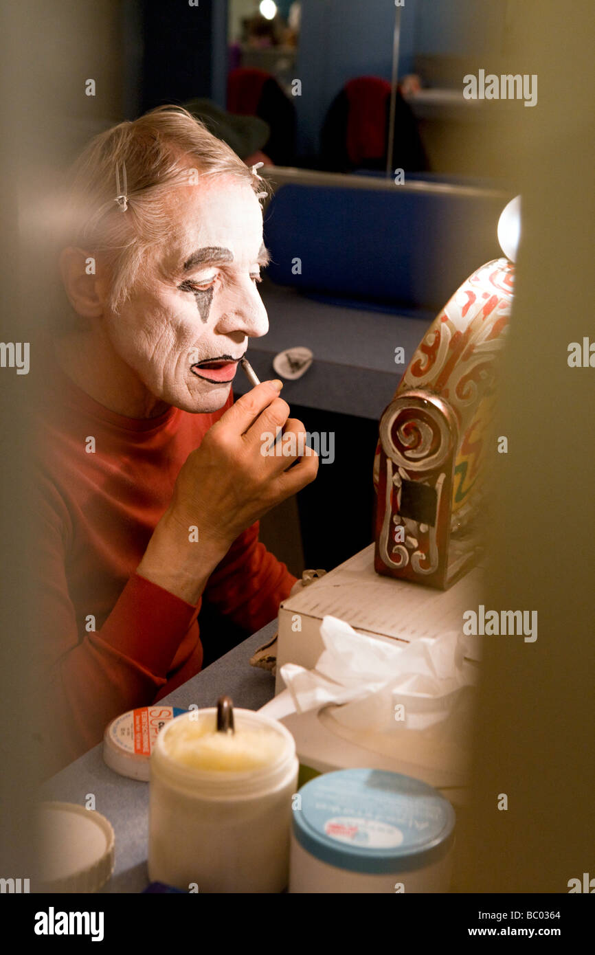 Dimitri clown hi-res stock photography and images - Alamy