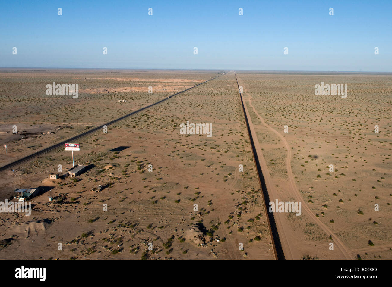 Aerial border patrol on the U.S./Mexico border Stock Photo - Alamy
