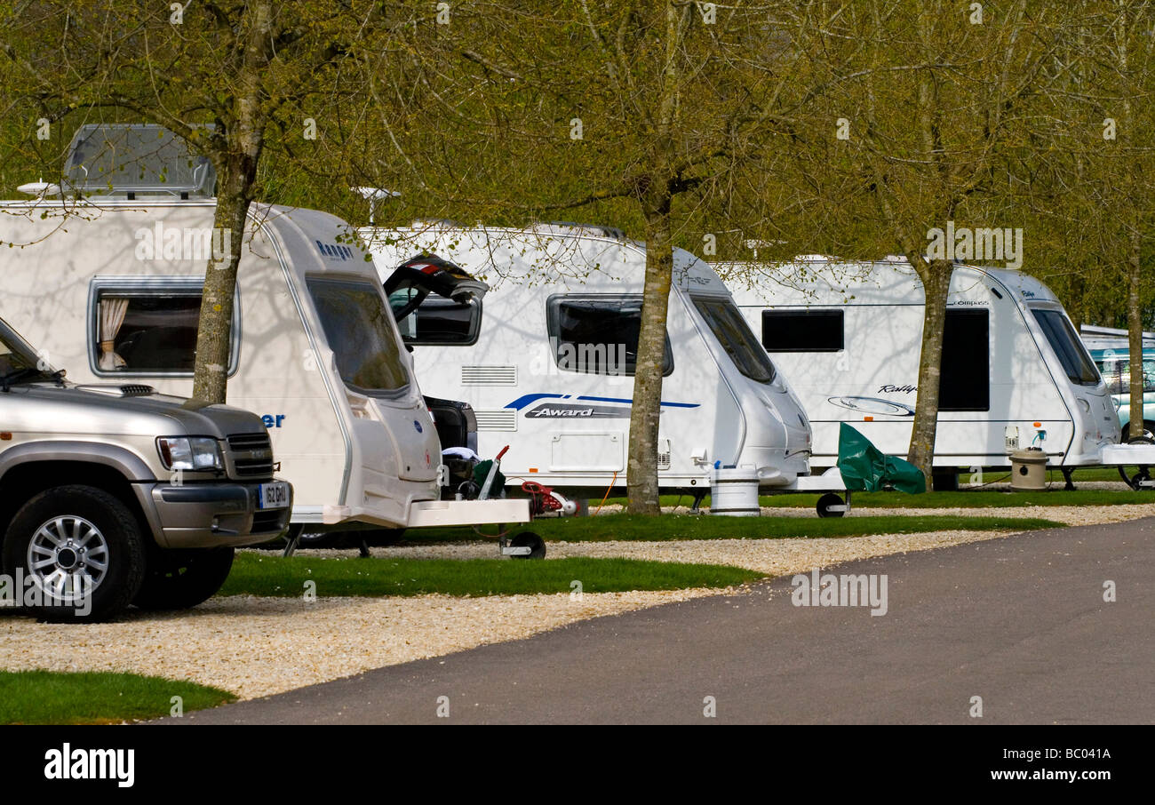 Caravans tow towing hi-res stock photography and images - Alamy