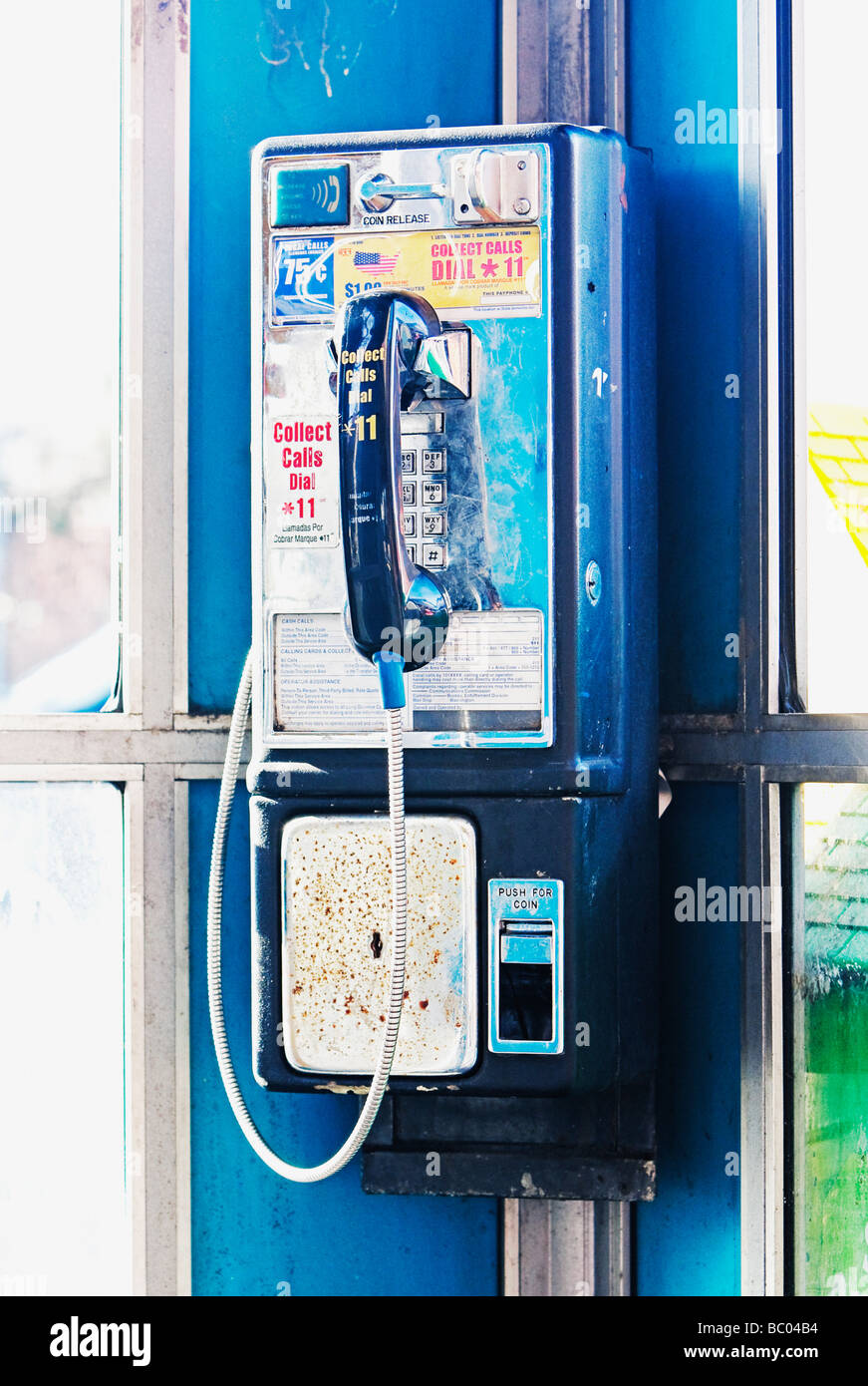 pay telephone booth Stock Photo - Alamy