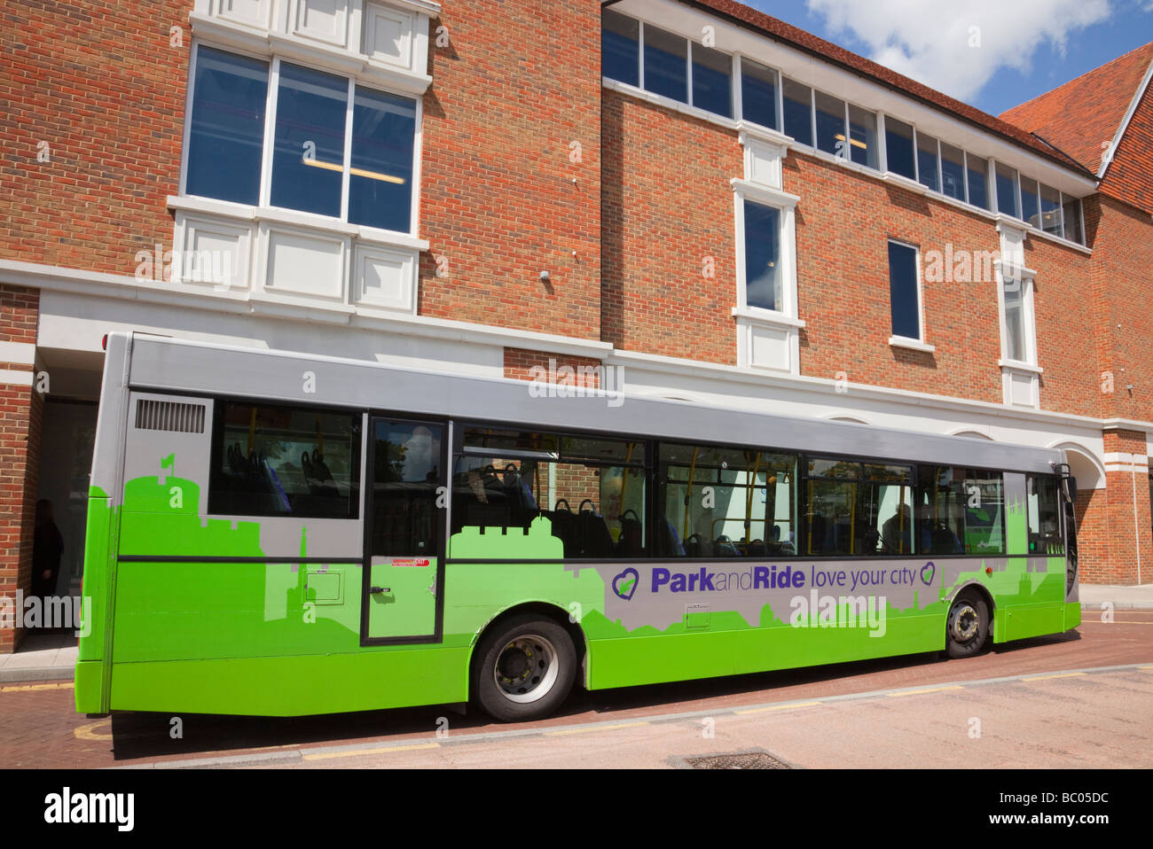 Park and ride bus hi-res stock photography and images - Alamy