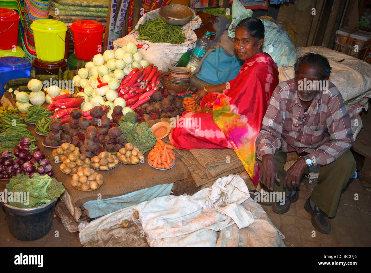 India tamil nadu market ooty hi-res stock photography and images - Alamy