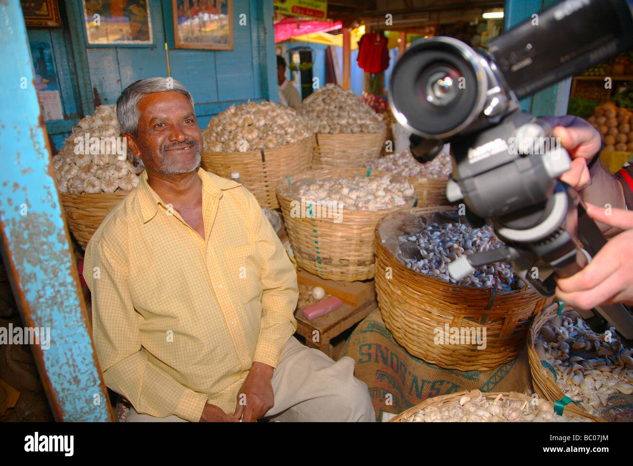 India tamil nadu market ooty hi-res stock photography and images - Alamy