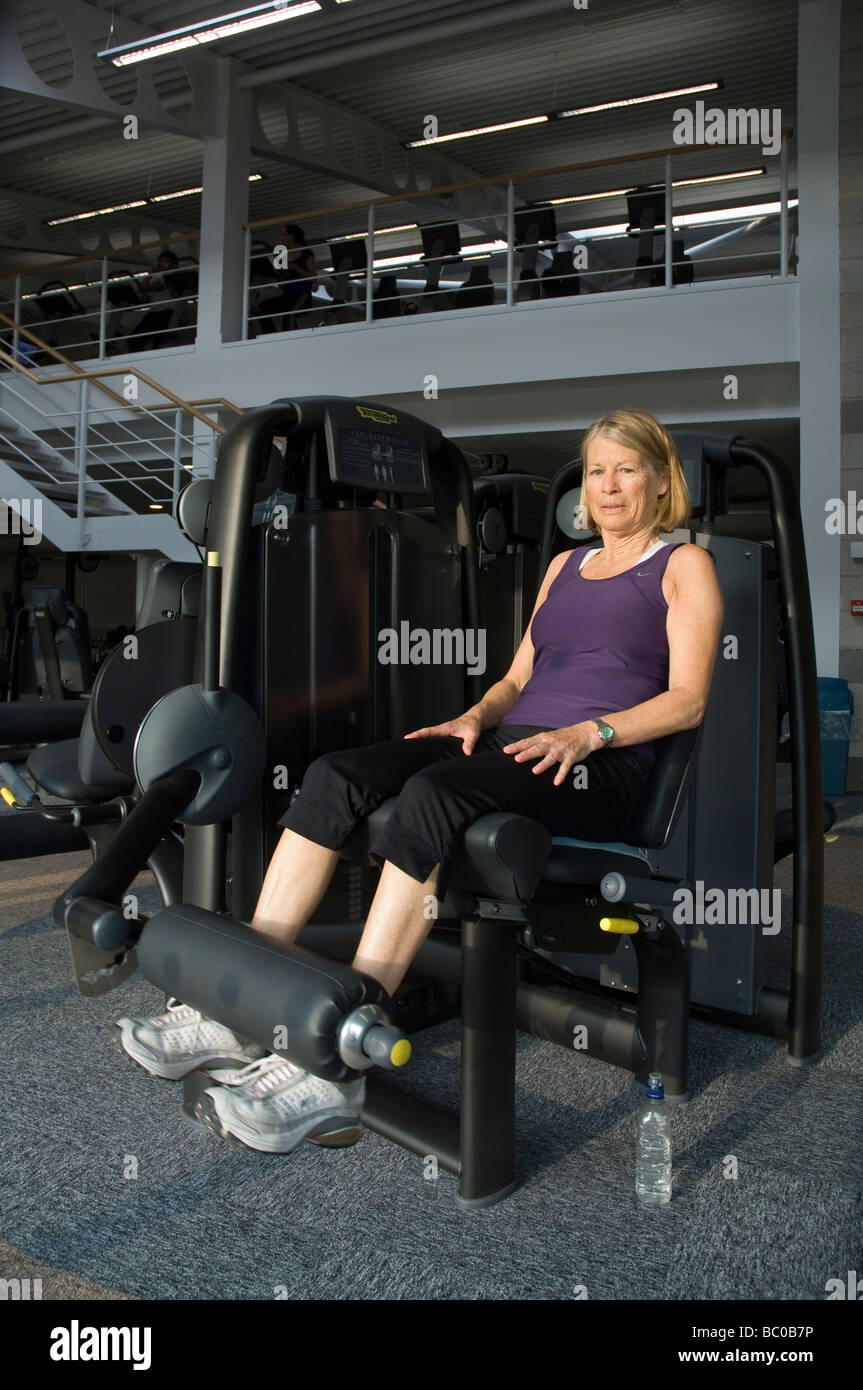 Leg Training Machine High Resolution Stock Photography and Images - Alamy
