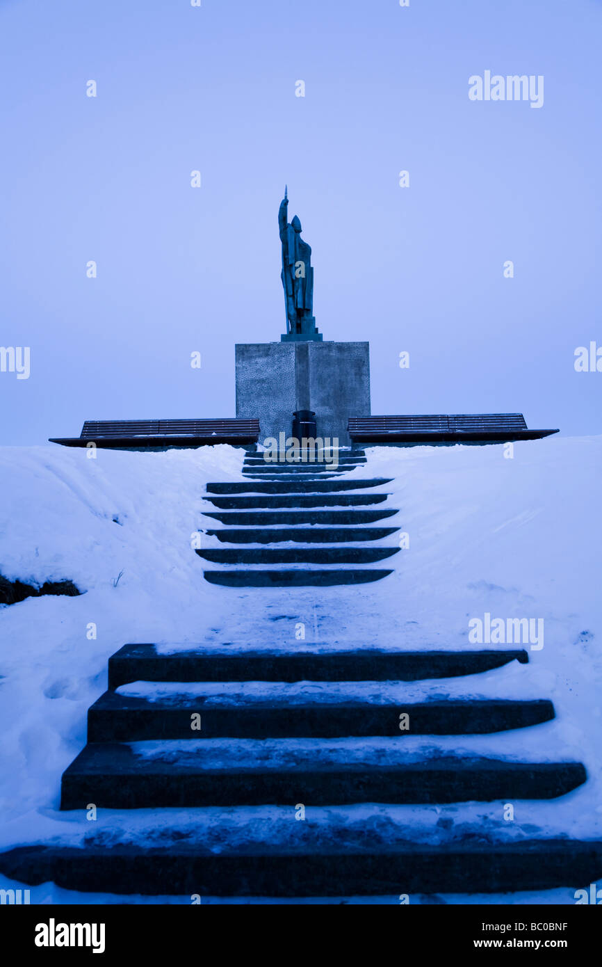 Arnarson statue reykjavik hi-res stock photography and images - Alamy