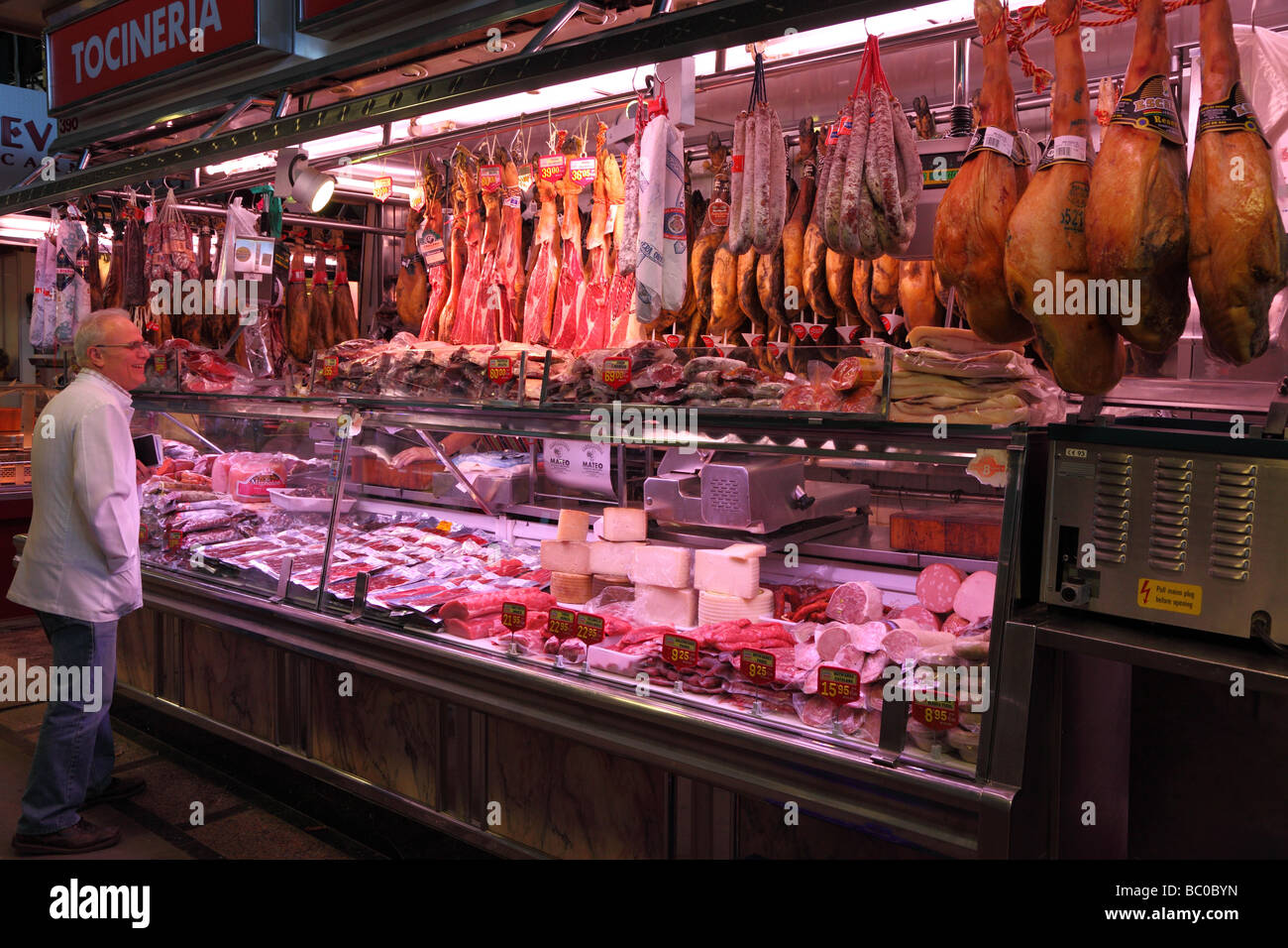 Meat hall hi-res stock photography and images - Alamy