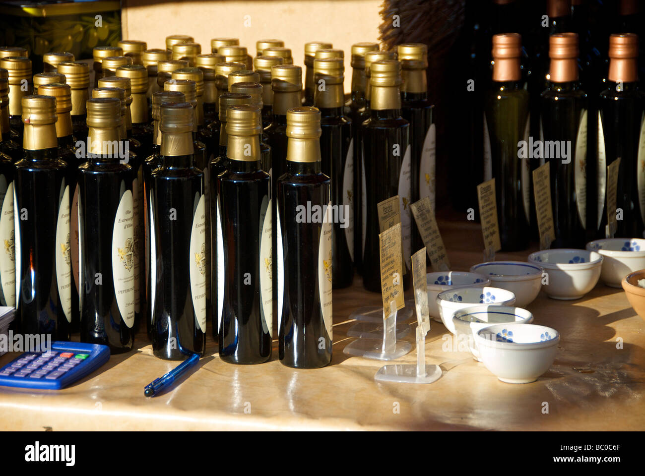 Italian Market Newbury Market Square Place Berkshire UK Wine Bottle ...
